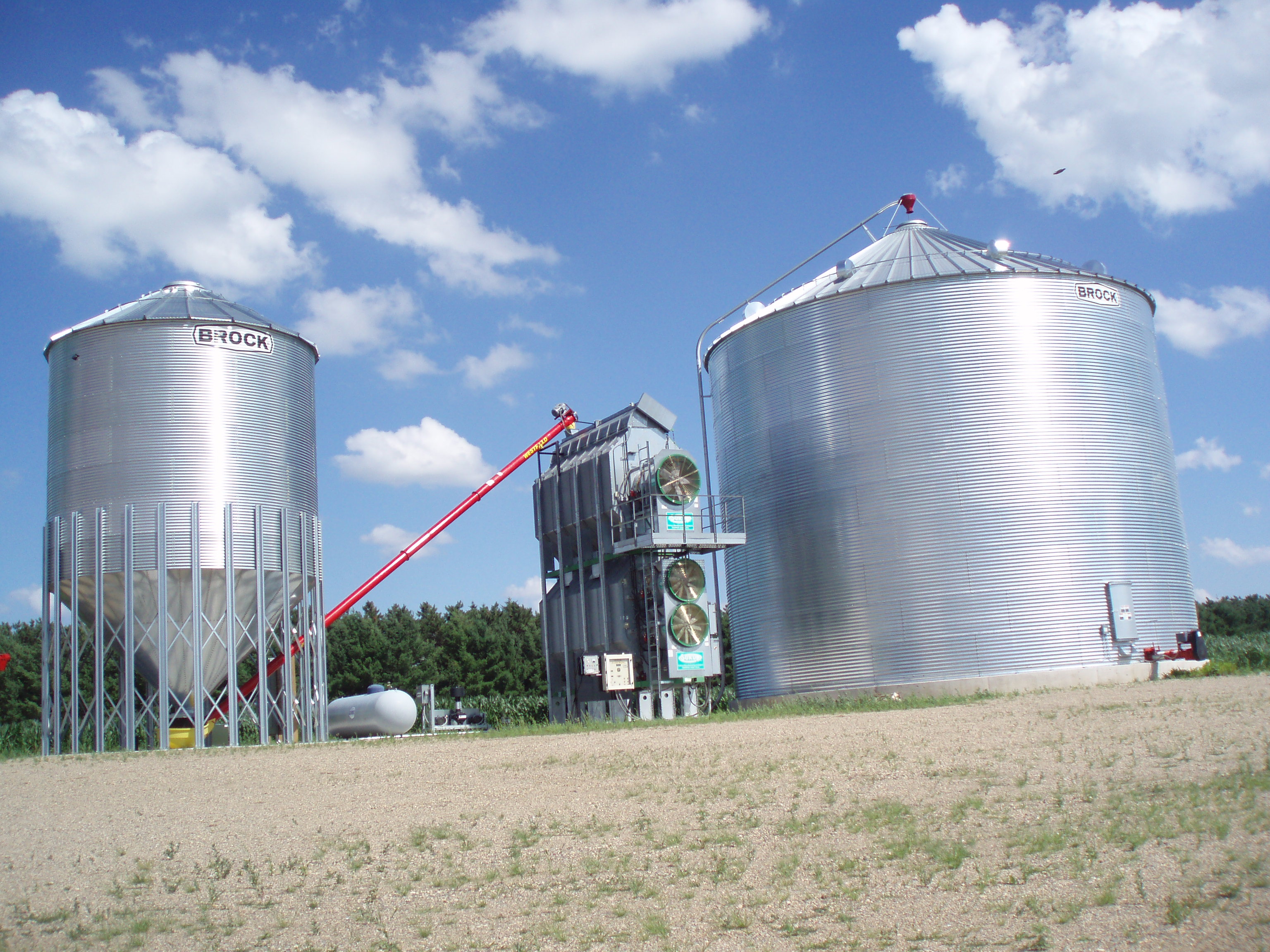 Hopper Farm Grain Bins for Reliable Storage | Agri-Systems