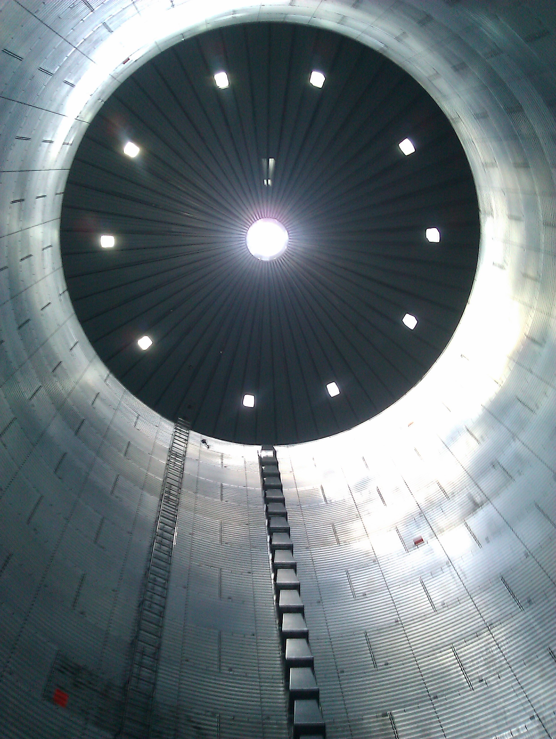 Efficient and Convenient Grain Bin Side Discharge Systems