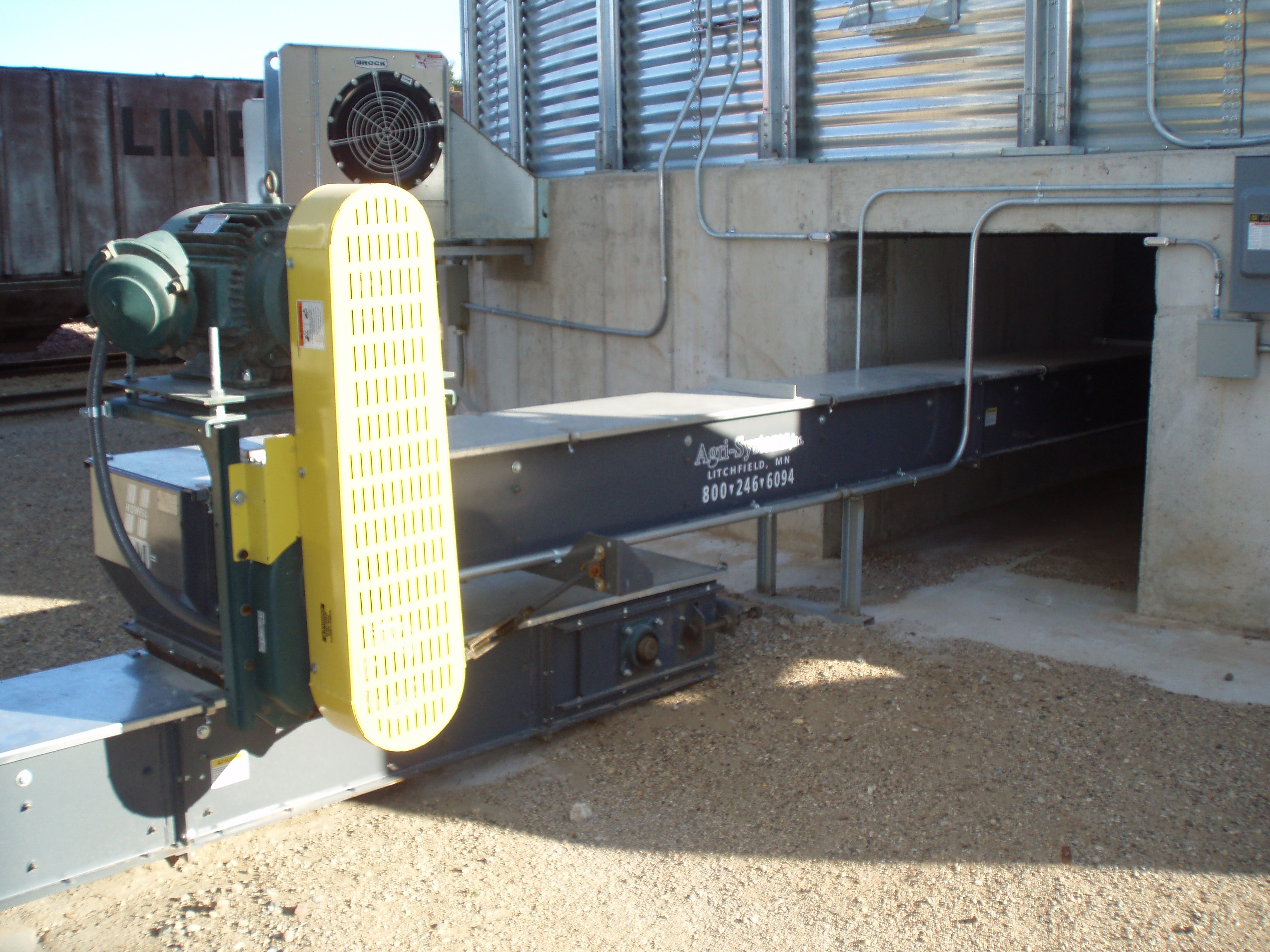 Drag Conveyors for Grain Handling and Storage | Agri Systems