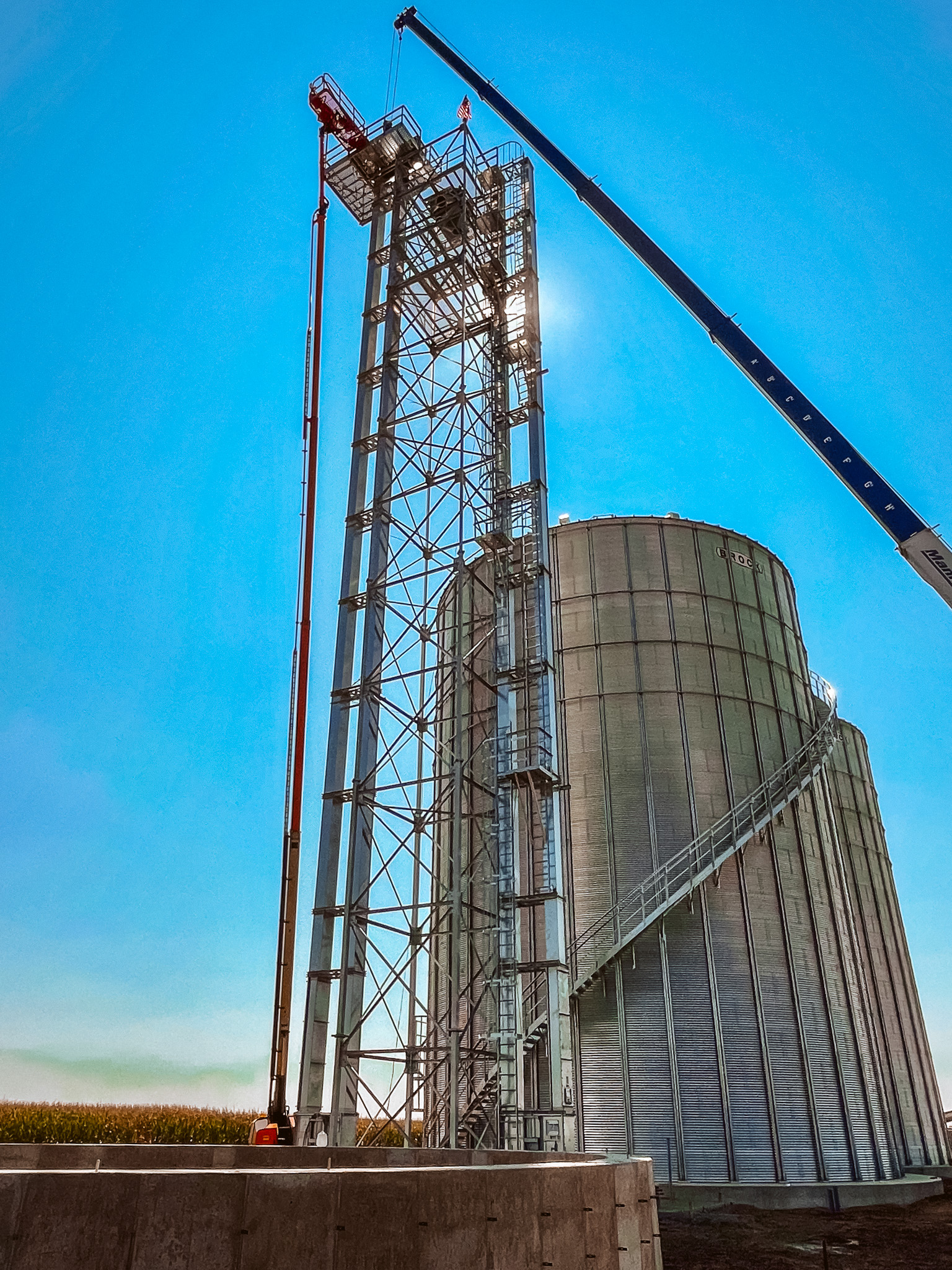 Durable Bin Stair/Spiral Stairways for Safe Grain Bin Access